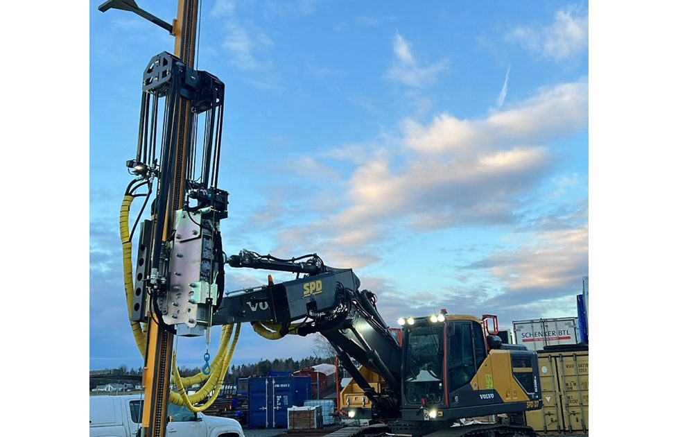 Volvo EC250-D7 Furukawa FXJ225, 2022 Pålningrigg | SMT Sweden