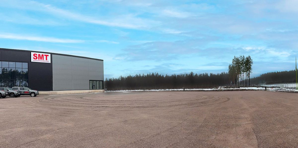 Showroom/maskinhall | SMT Sweden