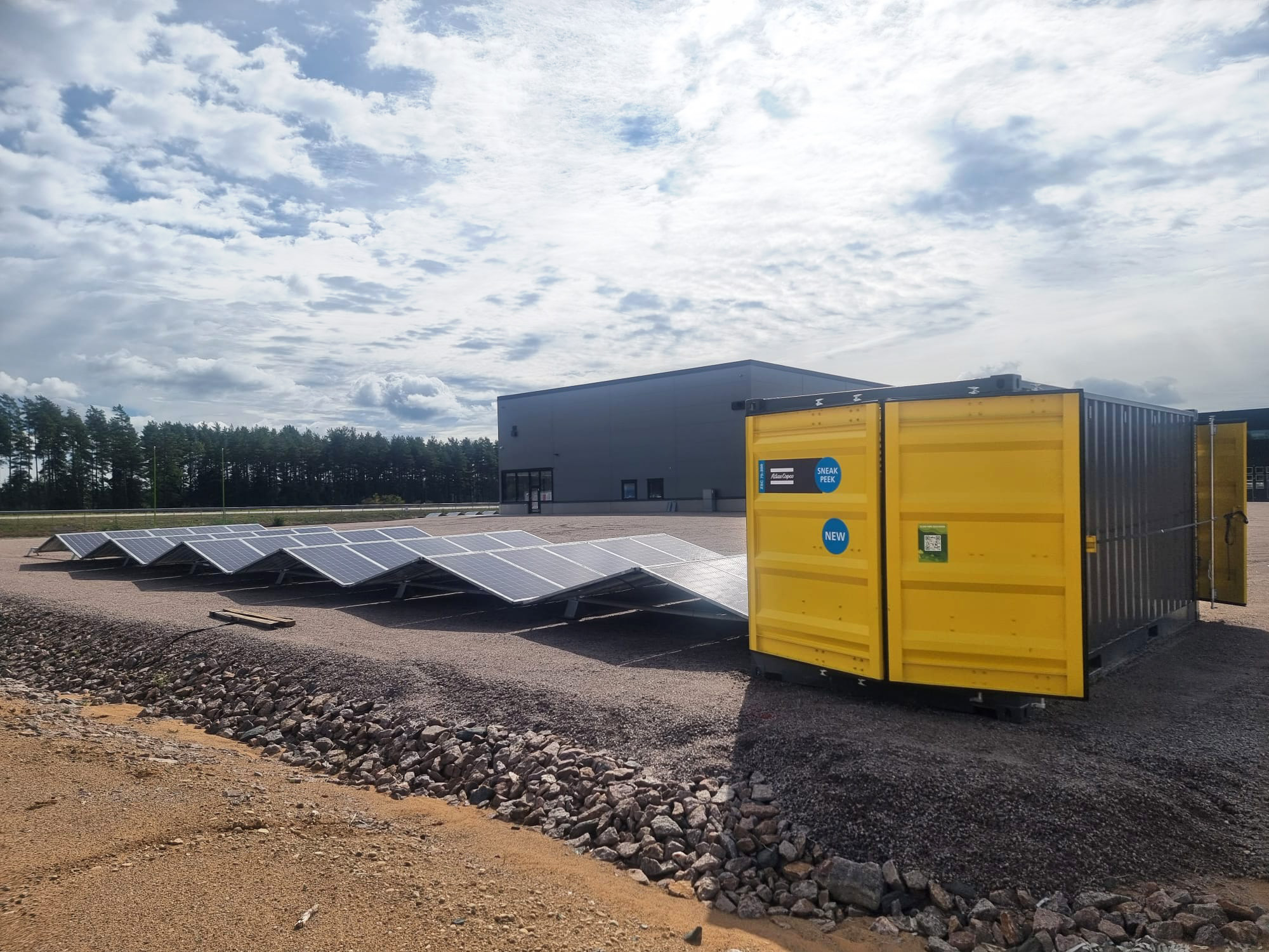 Atlas Copco ZSC 100-400 UL, Mobil Solcellscontainer | SMT Sweden