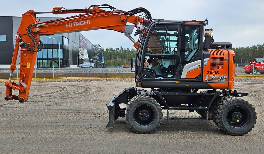 Hitachi ZX 135W, 2022 | SMT Sweden